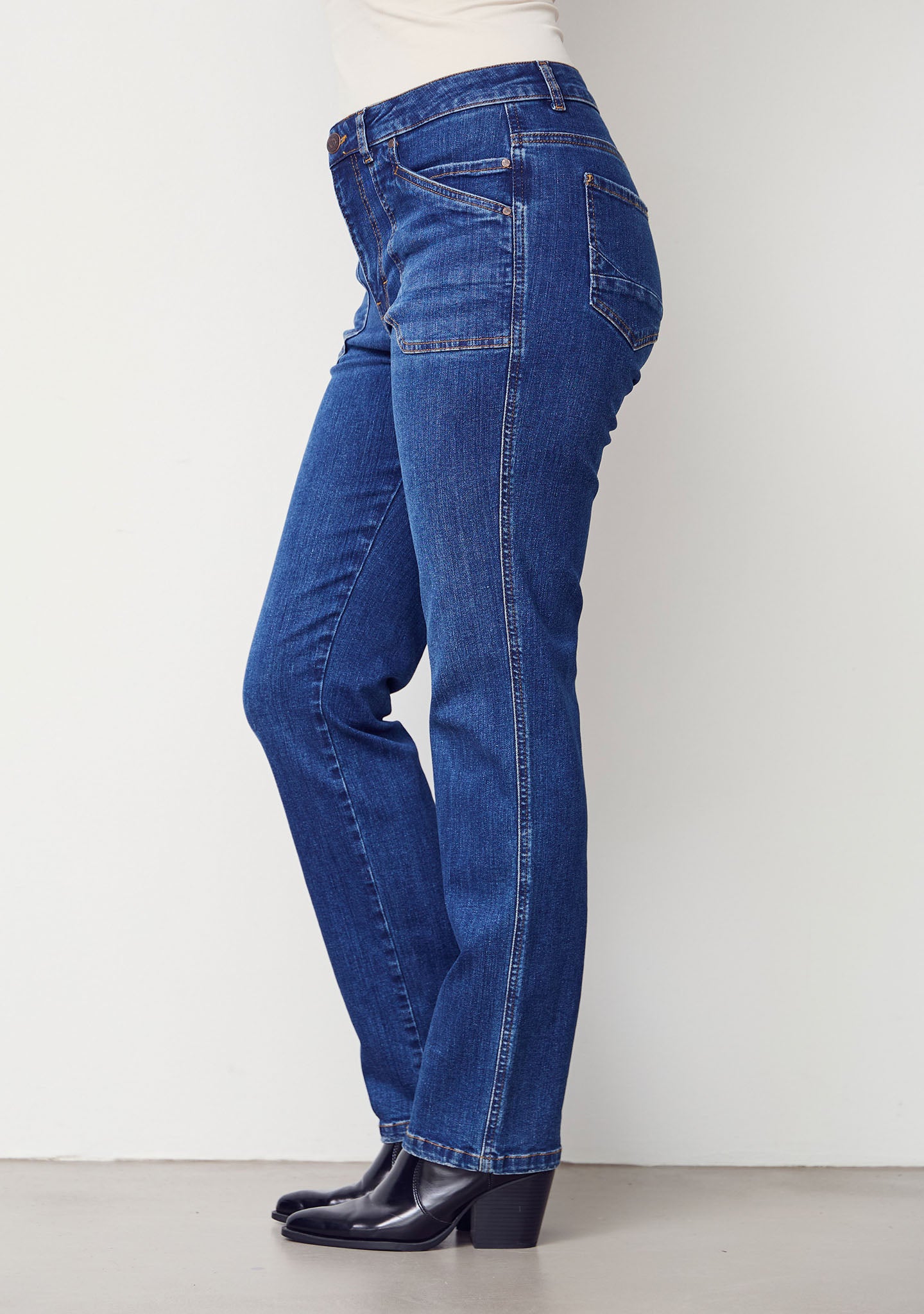 Jeans til damer | Fine jeans i flotte designs – Isayshop.se